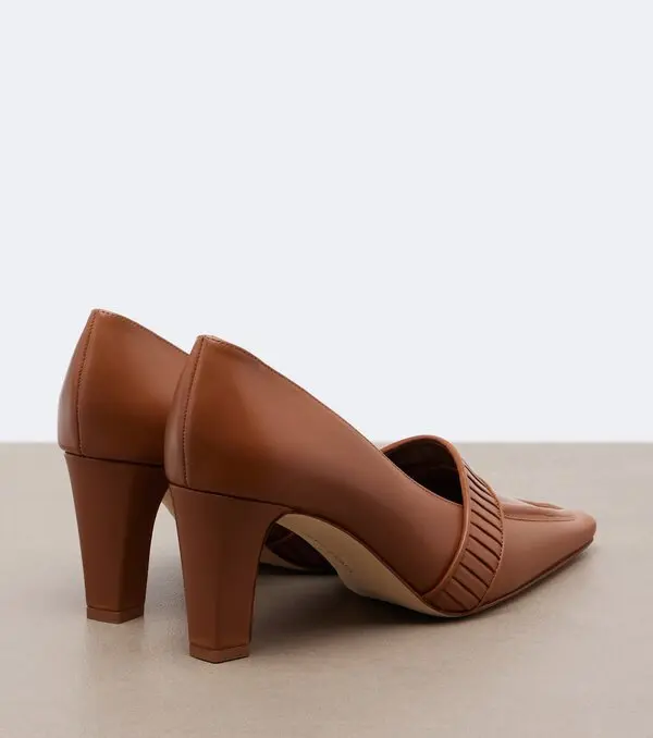 Manolo Blahnik Mindita Leather Pumps