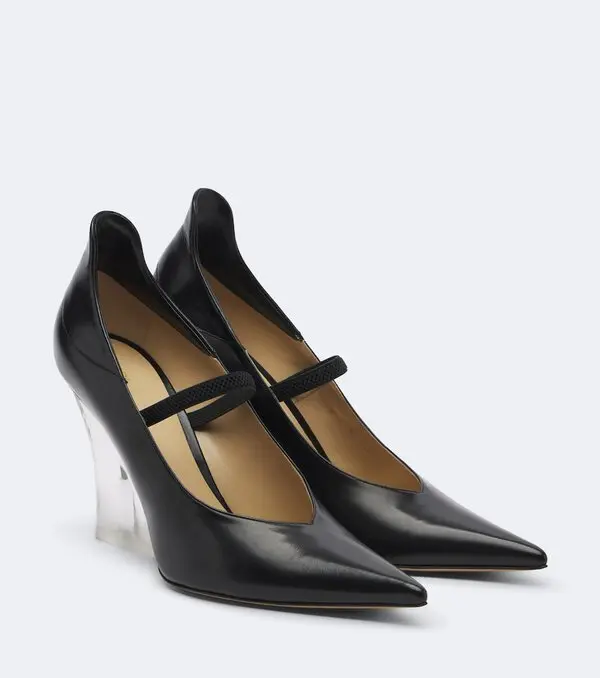 Fendi Leather Wedge Pumps - Black