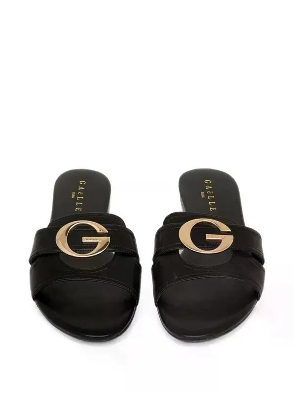 GAELLE PARIS Logo-plaque Sandals