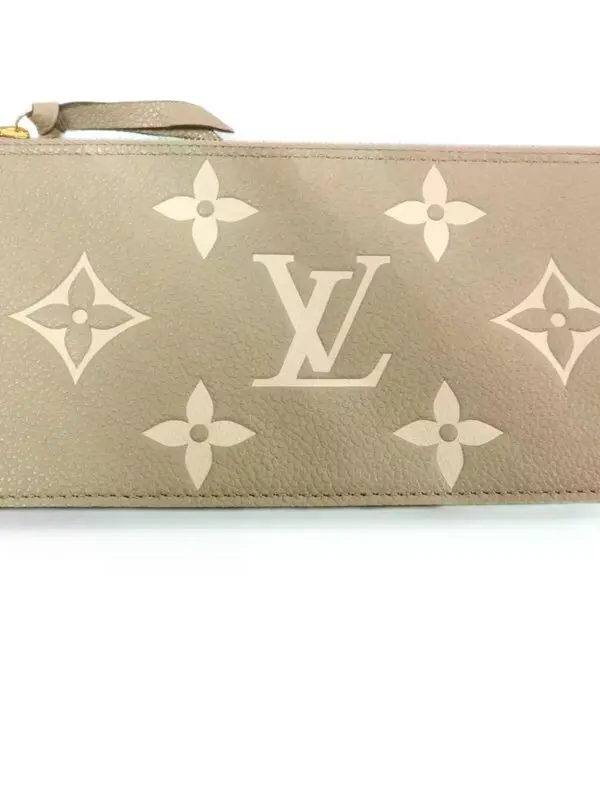 LOUIS VUITTON Felicie Chain Clutch Bag