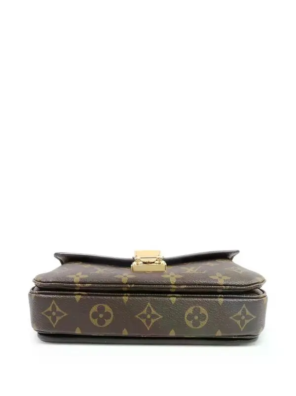 LOUIS VUITTON Pochette Metis Monogram Tote Bag