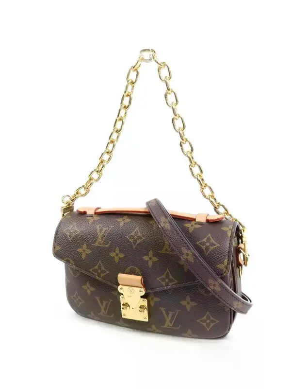 LOUIS VUITTON Pochette Metis Monogram Handbag