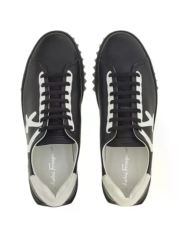 FERRAGAMO Low-top Sneakers