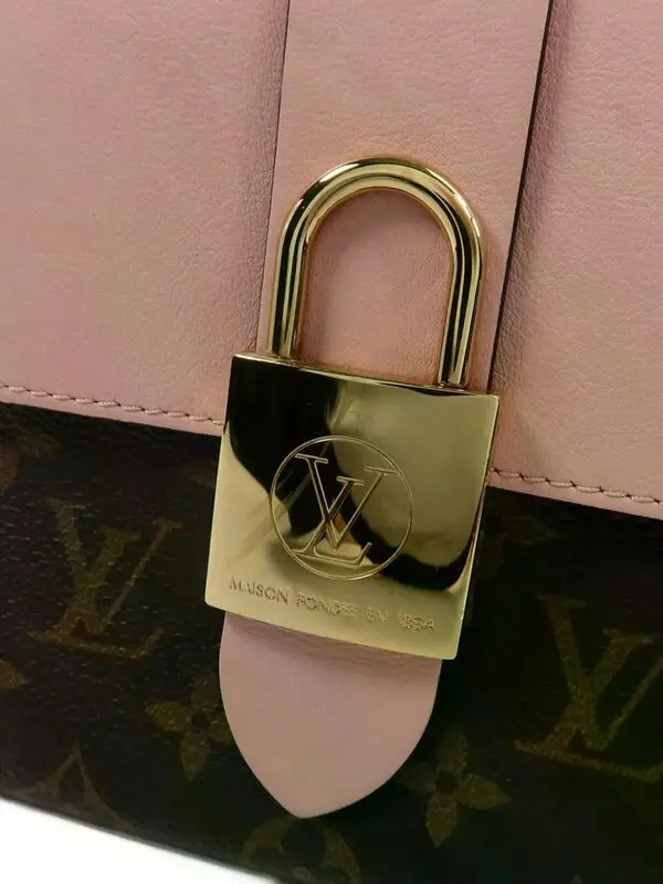 LOUIS VUITTON Bb Locky Shoulder Bag - Brown