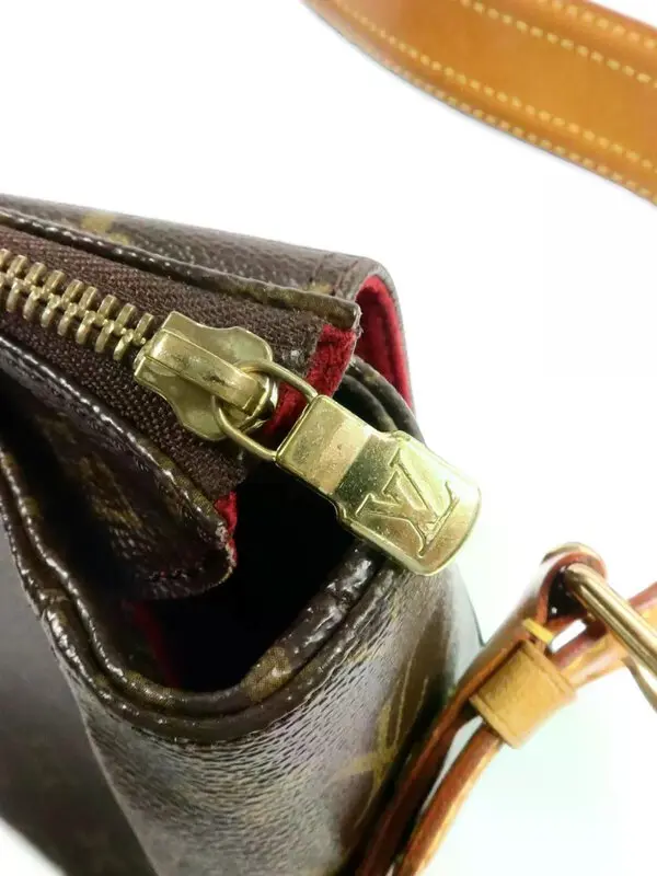 LOUIS VUITTON Gm Viva Cite Shoulder Bag