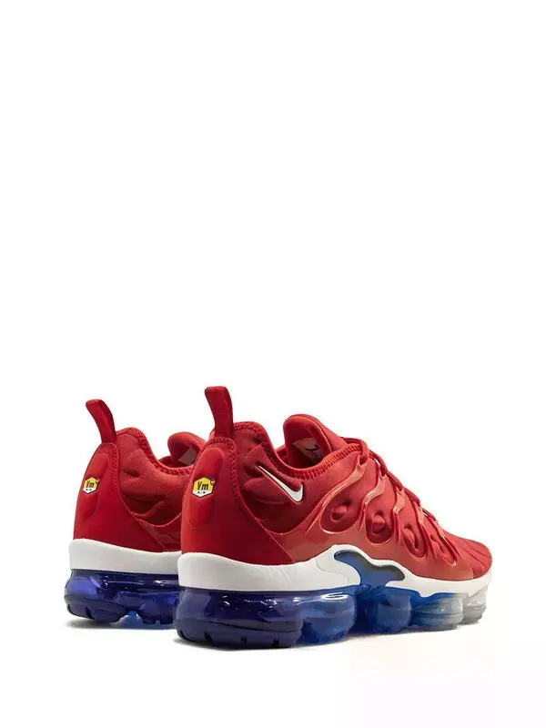Nike Air Vapormax Plus Sneakers - Red