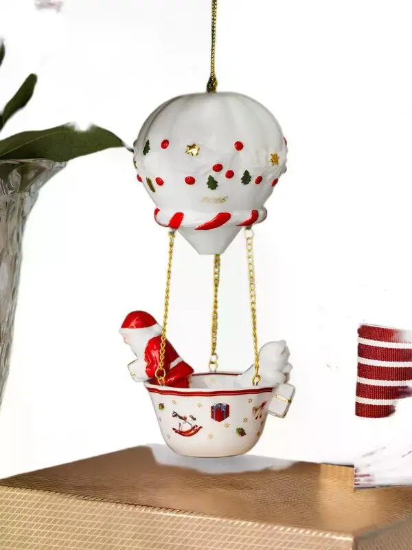 VILLEROY & BOCH Christmas Classics Ornament