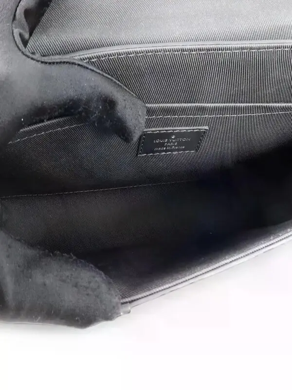 LOUIS VUITTON Monogram Taurillon Trunk Messenger Messenger Bag