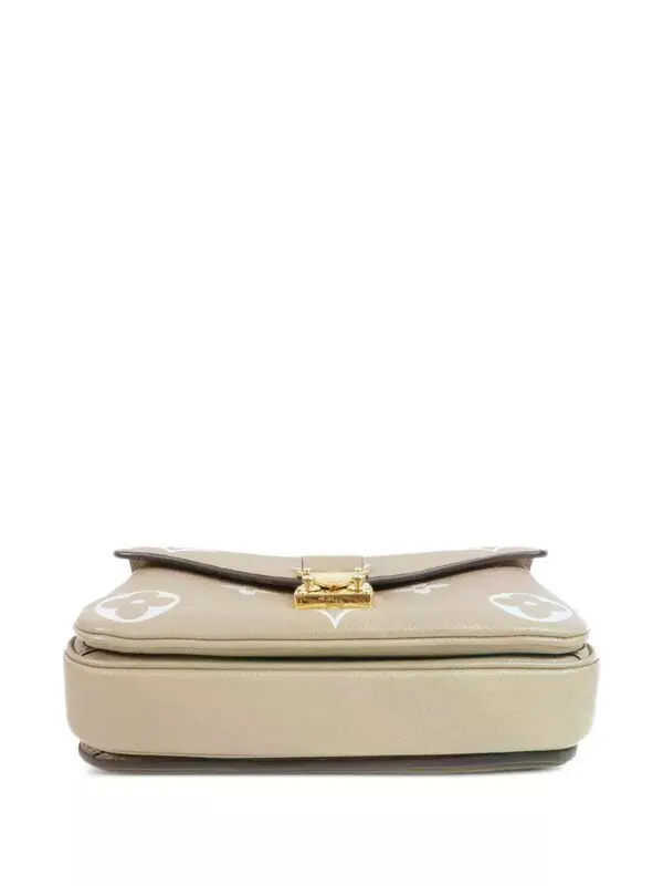 LOUIS VUITTON Pochette Métis East West Shoulder Bag - Neutrals