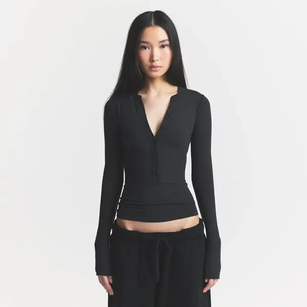 SKIMS Henley Long Sleeve | Black | | Cotton Jersey