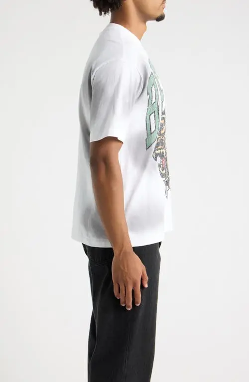 MARKET Beware The Dobie Graphic T-shirt