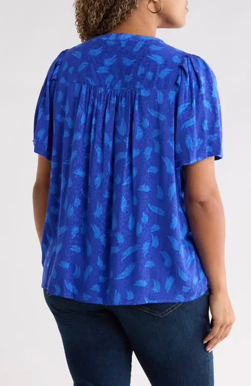 SUGARLIPS Darya Strokes Ferma Split Neck Top