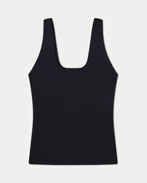 HERA Essential Scoop Neck Fitted Vest - Black