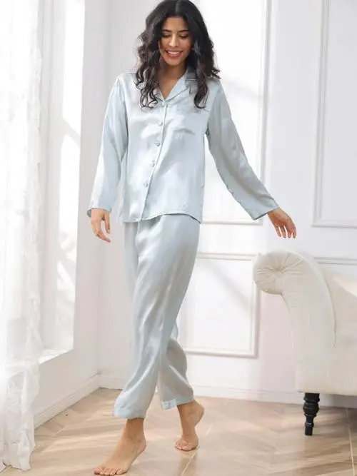 SILKSILKY Pure Silk Long Sleeve Pajamas - Light Blue