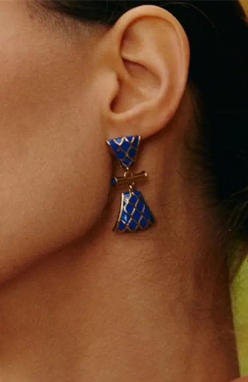RETRO CHIC Nirah Earrings