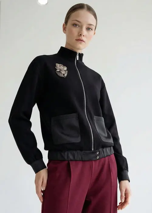 EXQUISE Stone Embellished Regular Knit Jacket