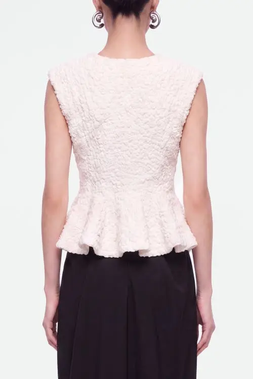 NOCTURNE Accessory Detail Crew Neck Knit Top