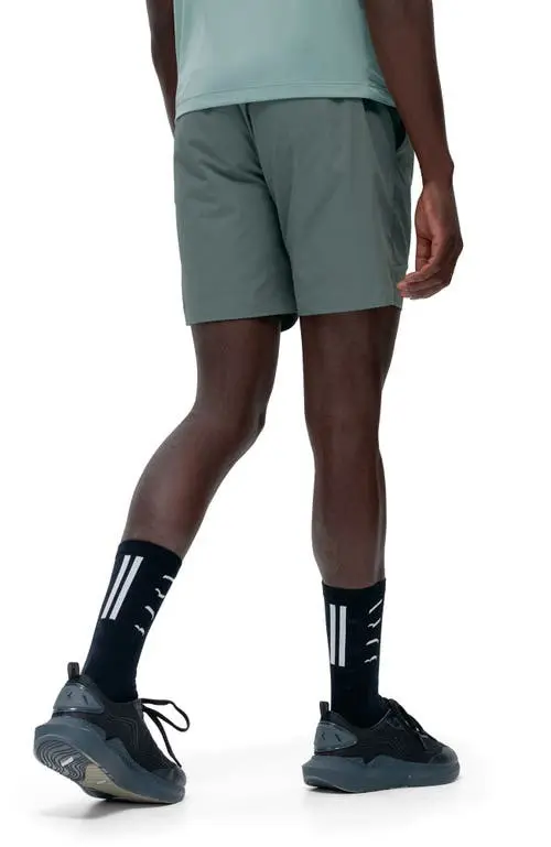 BORN LIVING YOGA Rhein 2.0 Performance Sports Short