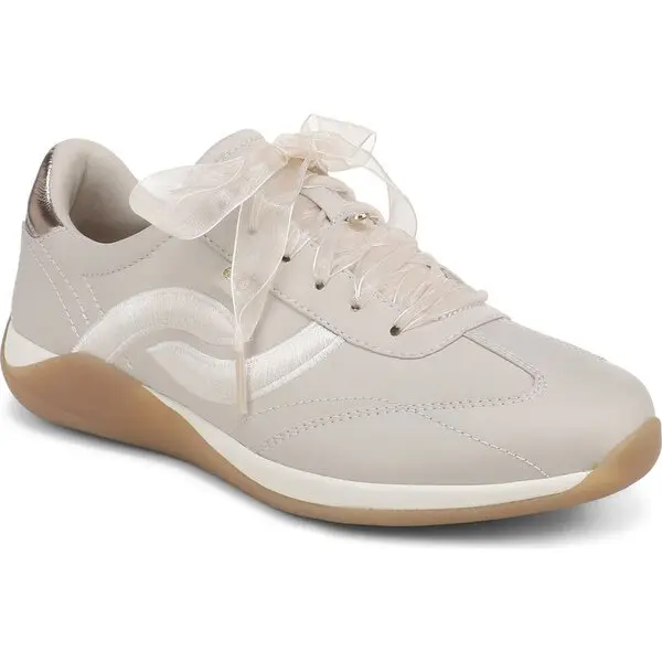 RYKA Era Luxe Walking Sneaker - Champagne