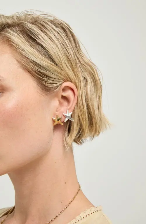 UNODE50 Small -tone Star Earrings