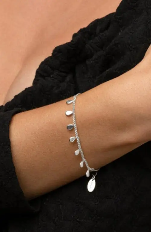 BEARFRUIT JEWELRY Arya Bracelet Minimalist Black Beaded Statement