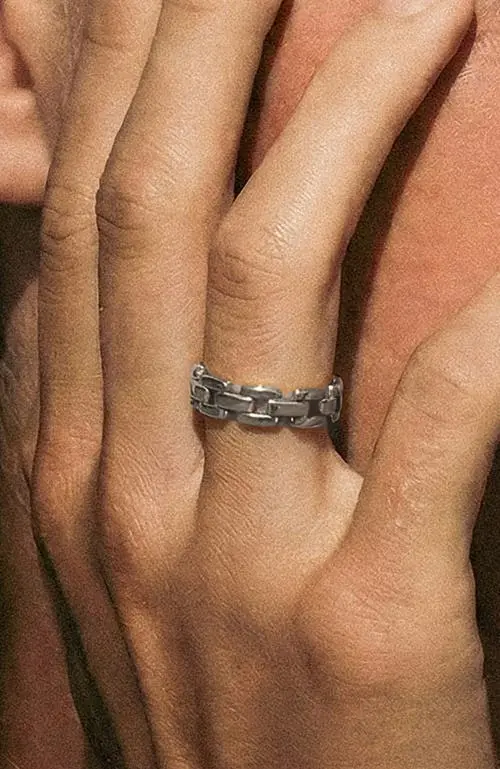 RETRO CHIC Rome Chain Ring - Silver