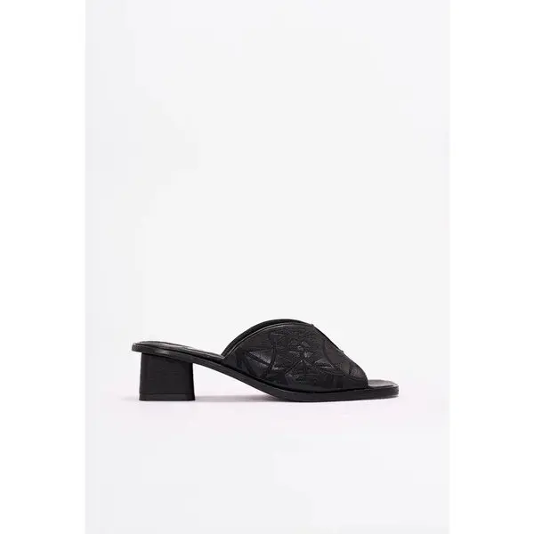 CLARA BARCELO Unconvinced Slide Sandal