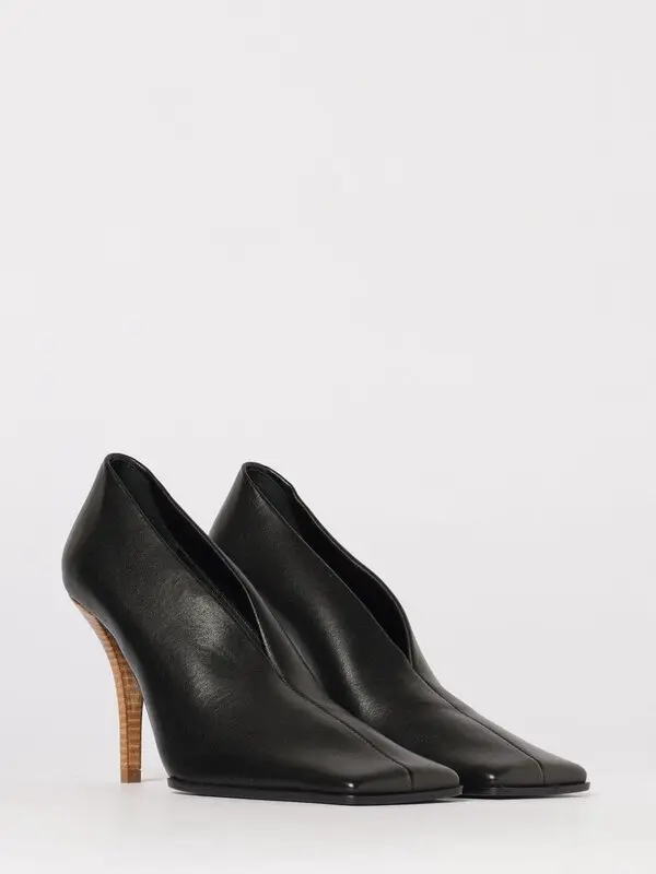 ALAIA Leather Pumps