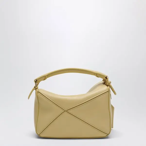 Loewe Puzzle Featherlight Bag In Butter-coloured Nappa Leather