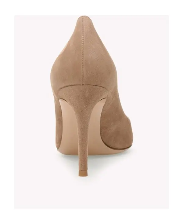 GIANVITO ROSSI Wear High Heels