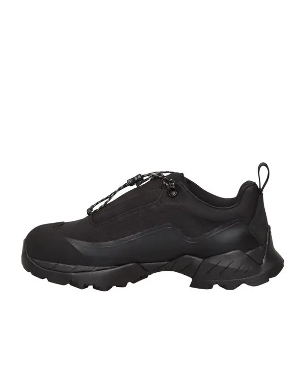 ROA Round-toe Sneakers
