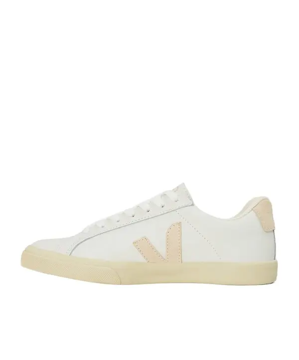 VEJA Leather Lowtop Sneakers - No