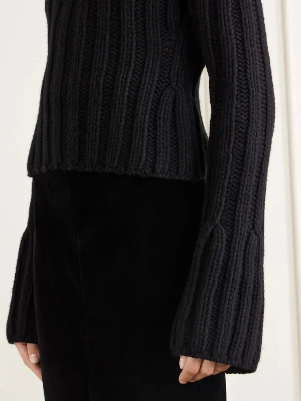 Khaite Kelly Ribbed Cashmere Sweater