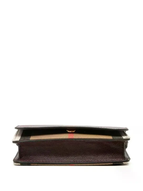 Burberry 2000-2017 Grained Calfskin And House Check Canvas Hampshire Wallet On Chain Crossbody Bag - Red