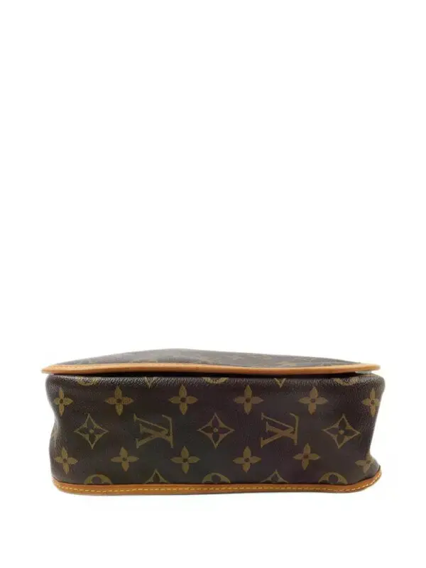 LOUIS VUITTON Bosphore Monogram Messenger Bag