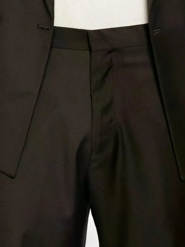 EPOCA Peak-lapel Double-breasted Suit