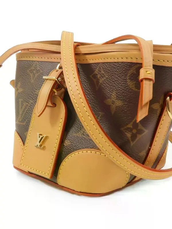 LOUIS VUITTON Monogram Noe Shoulder Bag