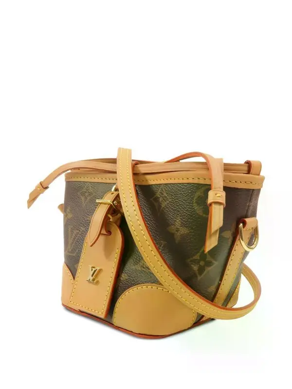 LOUIS VUITTON Monogram Noe Shoulder Bag