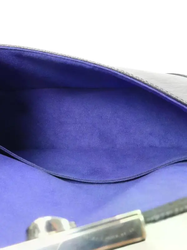LOUIS VUITTON Epi Buci Shoulder Bag