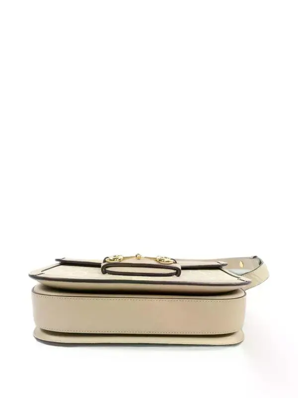 Gucci Medium Horsebit 1955 Gg Supreme Shoulder Bag - Neutrals