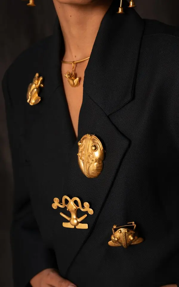 CANO Hampi 24k -plated Pendant Brooch