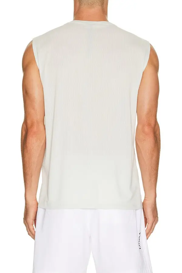 Vuori Sleeveless Strato Breathe Tank