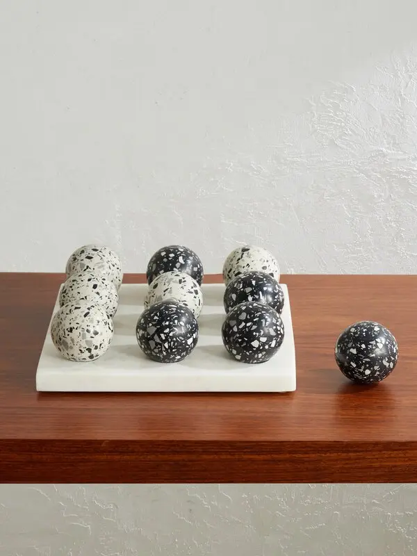 THE CONRAN SHOP Pietra Stone Tic-tac-toe Set