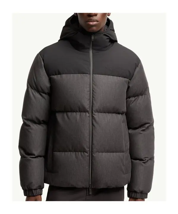 Moncler Oulojoki Hooded Mid-length Down Jacket