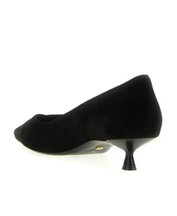 STUART WEITZMAN Eva Pointed-toe Pumps