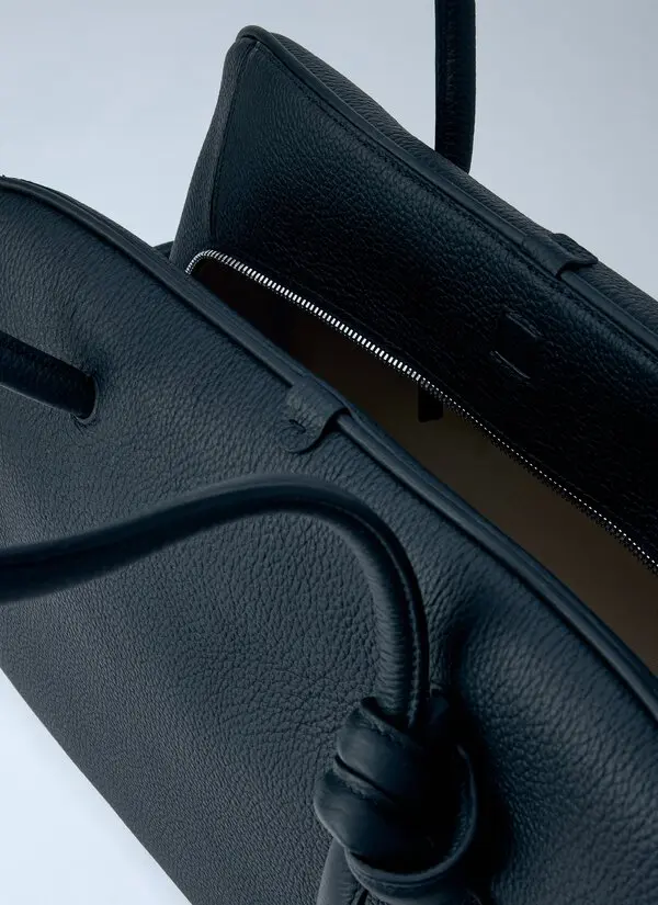 Jacquemus Le Grand Turismo Handbag - Black