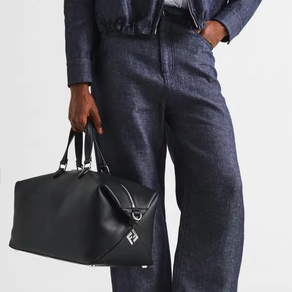 Fendi Casual Travel Bag - Black