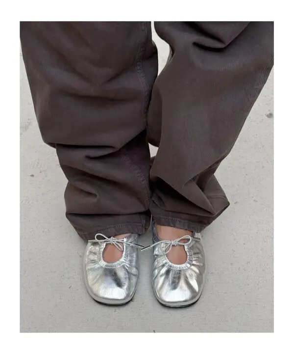 ALOHAS Rosalind Shimmer Leather Ballet Flats - Silver