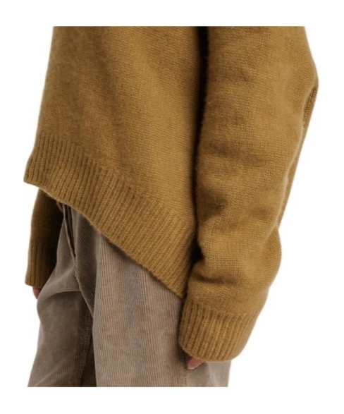 THE ROW Soft Cashmere Crewneck Sweater
