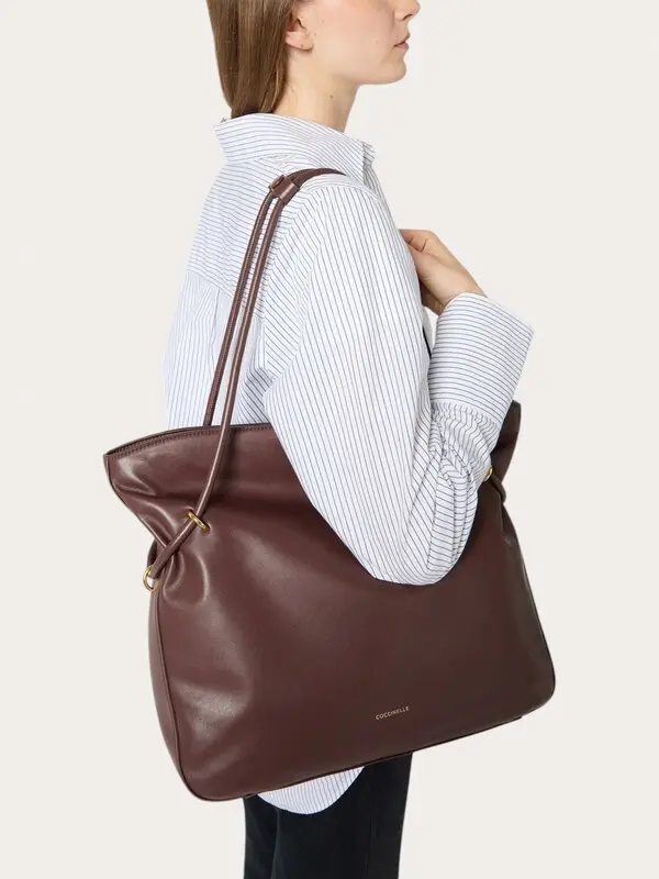 COCCINELLE Shoulder Bag - Cherry